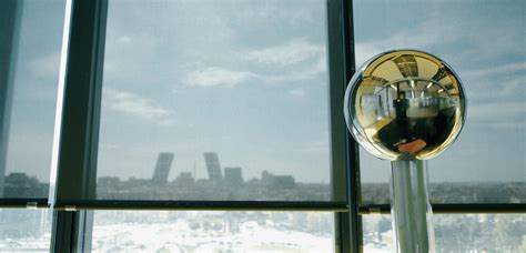 Explore Physics Hands On At IE University S Physics Lab