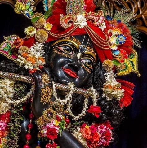 সনাতন সংঘ কৃপা করে গল্পটি পাঠ করবেন ভালো লাগলে শেয়ার করে সবাইকে