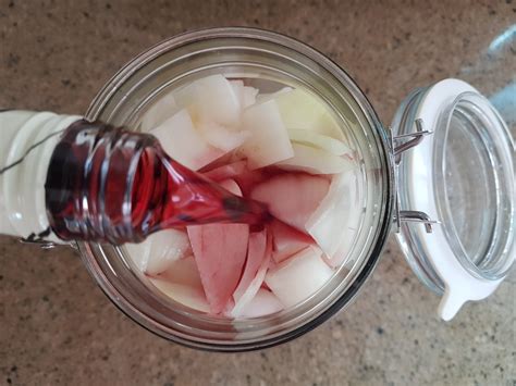 몸에 좋은 양파와인 만들고 건강도 챙기고