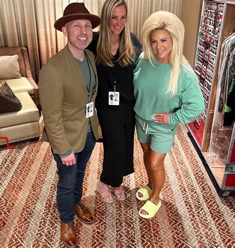 Long Island Medium Theresa Caputo Shows Off Her Huge Hair In New Photo