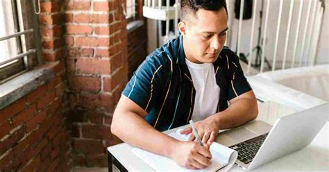 Nine Ways To Learn New Skills While Working Full Time