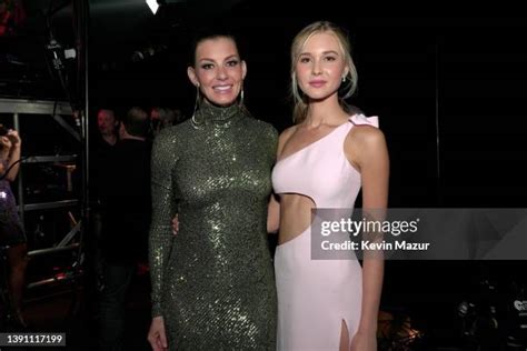 Faith Hill Images Photos And Premium High Res Pictures Getty Images