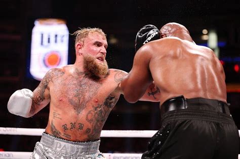 Mike Tyson Shakes Head And Makes Honest Admission About Jake Paul Fight