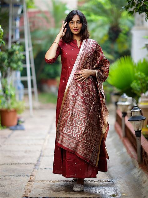 Buy Vishudh Red And Gold Toned Ethnic Motifs Ethnic Maxi Dress Ethnic