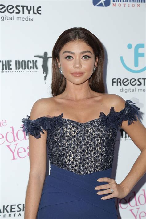 Sarah Hyland The Wedding Year Premiere In Hollywood • Celebmafia