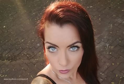 Can You Guess What I Have Between My Boobs 😈😱 Skyemilf Official