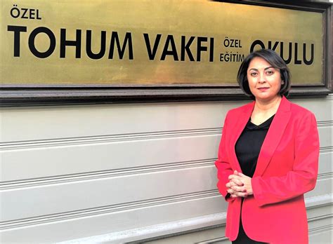 Tohum Otizm Vakfı Otizme Kırmızı Işık Yakıyor” Güncel Kadın