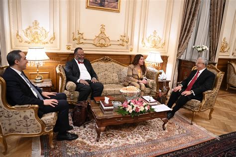 المستشار الدكتور حنفي جبالي يلتقي بسفيرة الولايات المتحدة الأمريكية في مصر