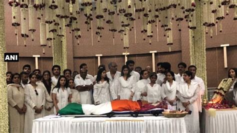 Sridevi Funeral Live Updates From Mumbai Vile Parle Seva Samaj