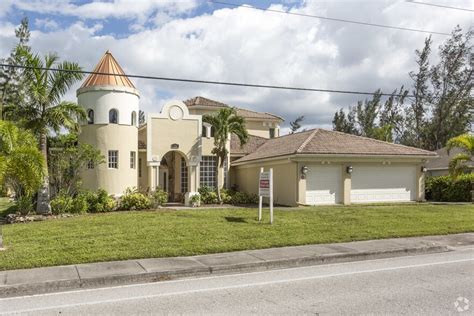 943 Chiquita Blvd S Cape Coral Fl 33991 Loopnet