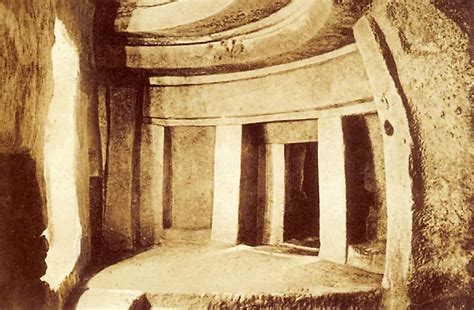 17 Eerie And Incredible Unsolved Ancient Mysteries Around The World