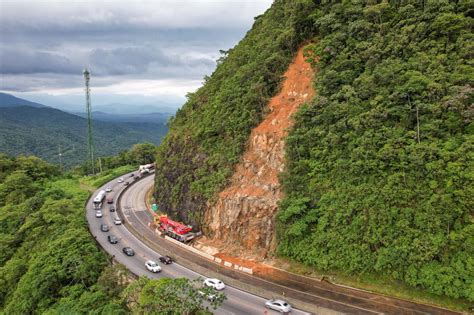 Serviços guindaste do DER PR na BR entram na reta final O Presente