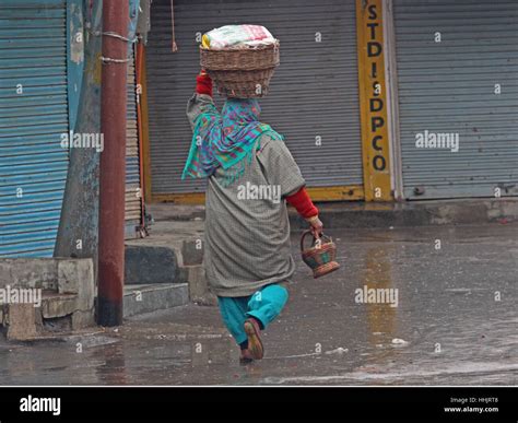 Srinagar Kashmir 20th Jan 2017 A Kashmiri Muslim Woman Walks During
