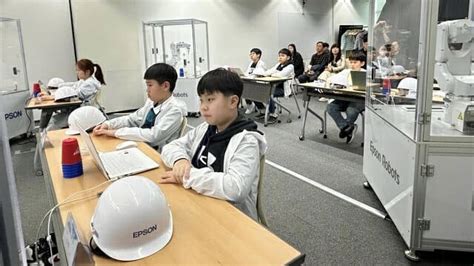 한국엡손 초등학생 대상 꿈나무 로봇 스쿨 진행