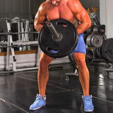 Barbell Rows Vs T Bar Rows Which Should You Choose Gym Ready Equipment