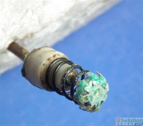 暴力拆解揭秘温度保险丝 熔断器的内部构造和工作原理 电子方案资讯 我爱方案网