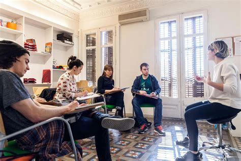 Online Tefl Vs In Person Tefl Course Which Is The Best