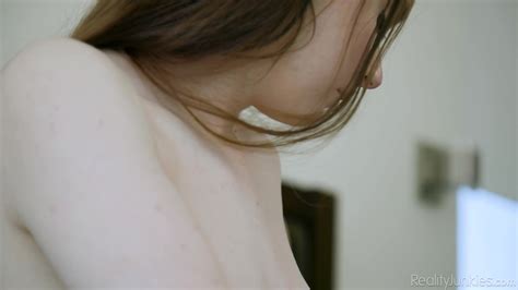 Ryan Kelly Et Hazel Moore Jeu à 3 Eporner