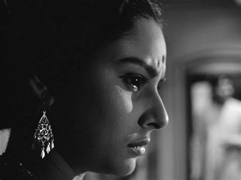 Charulata Revisiting A Satyajit Ray Classic [keyframe]