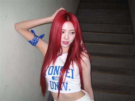 익스트림무비 오늘 갤러리 뉴진스 스톤헨지 24 여름 캠페인 화보 여자아이들 민니 하퍼스바자 미연 고려대 축제 블핑 지수 있지 유나