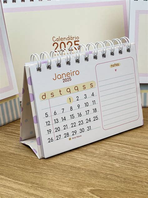 Brinde Personalizado Calendário 2025 de Mesa Elo7