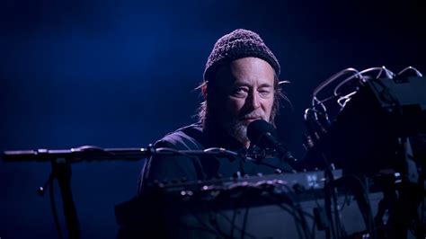 Radiohead Singer Confronts Anti Israel Protester During Concert Come