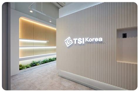 사무실리모델링 3d디자인과 공사완료 모습 사무실인테리어 디자인 공사 비용견적 플랫폼 Clinic Interior