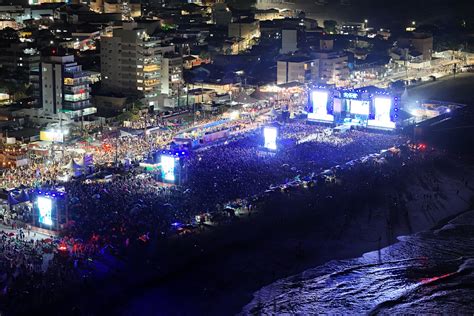Roupa Nova e Rick e Renner animam o público no 2 dia de shows no Verão