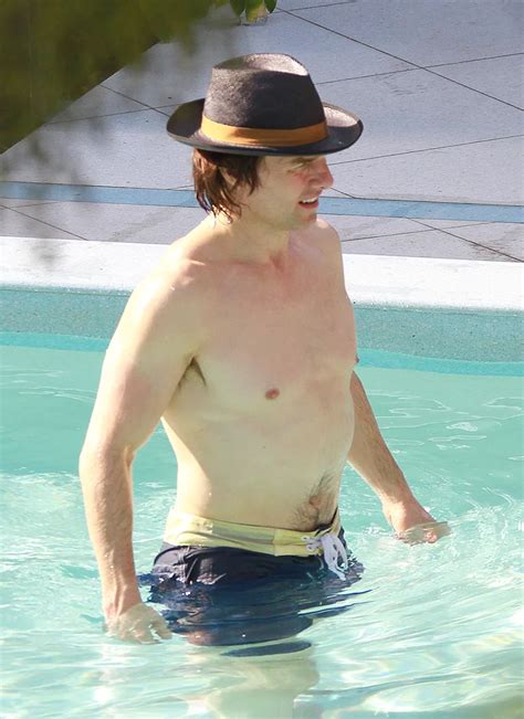 Tom Cruise Shirtless