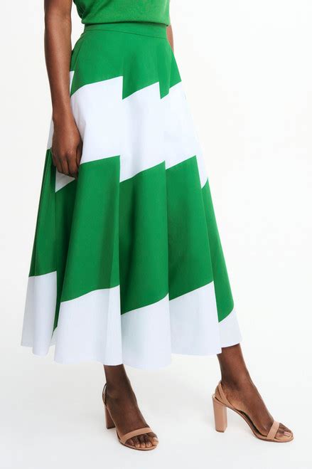Skirts The Fold