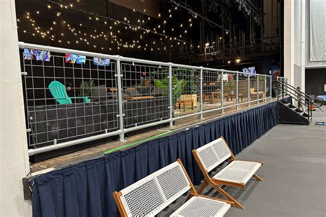 Public Parks Guardrails And Handrails Simplified Building