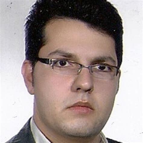 مشاوره آنلاین با دکتر میلاد مظفری اسنپ‌دکتر