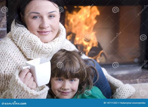 Ontspan Stock Afbeelding Image Of Mensen Ontspan Vlam 14711323