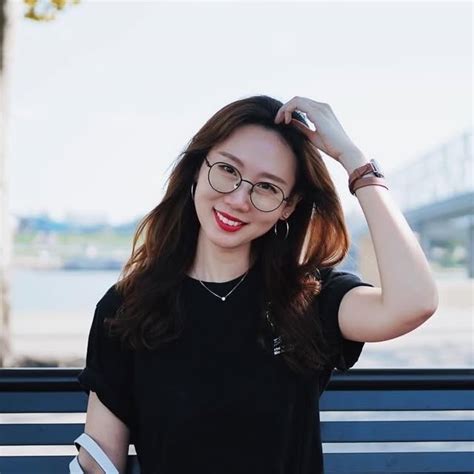 Hebe Song Hello Hebe • Threads Say More