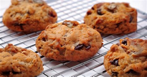 Easy Raspberry Granola Cookies For A Rushing Breakfast Happy Baking Days