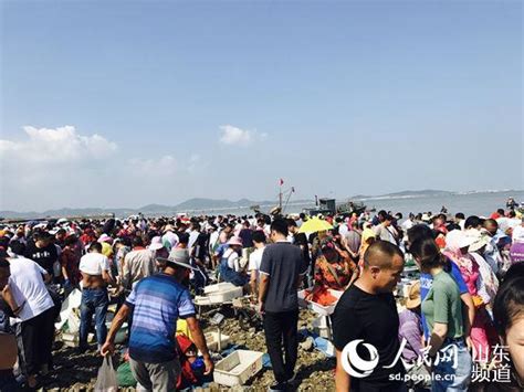 青岛田横金秋开海 66米海鲜大蒸锅现场迎客山东头