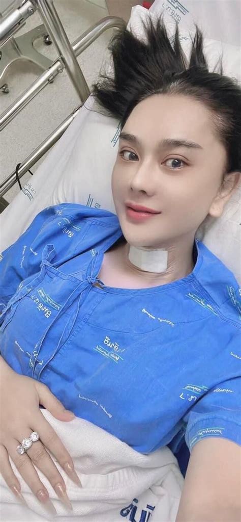 Lâm Khánh Chi tiết lộ tình trạng sức khỏe sau 10 ngày phẫu thuật