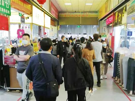国庆小长假过半这里依旧火热 金田阳光投资集团有限公司