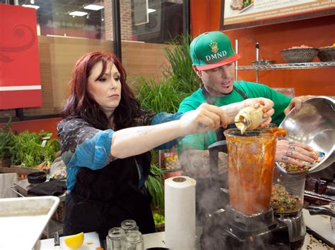 Supermarket Smackdown Rachael Vs Guy Celebrity Cook Off Food Network
