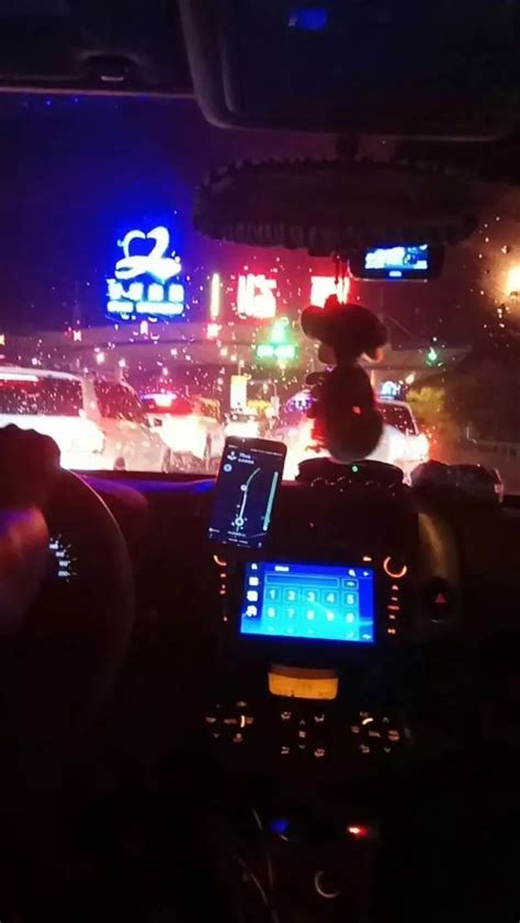 前天的演唱会张学友说了这样一句话，现在观众都为之沸腾了。。。。！