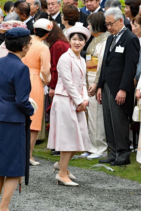 〈園遊会のあのとき〉愛子さまの園遊会デビューは「遊び心」パール 清楚でフレッシュな気品にあった装い Aera Digital（アエラデジタル）