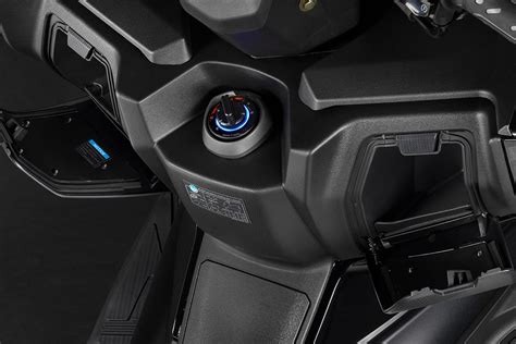 Kymco Xciting VS Mototecnica Isaia