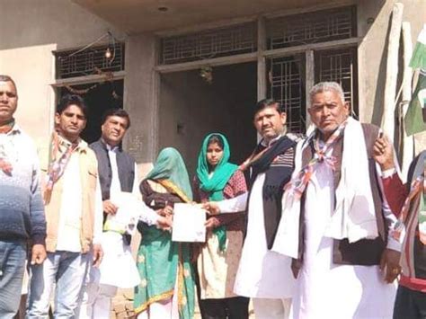 Join Hands Campaign Of Congress Party Continues Congress Workers