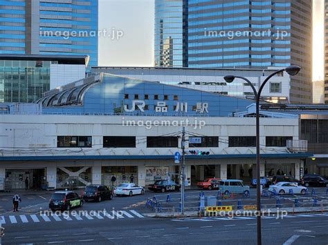 品川駅高輪口 早朝 2022 11の写真素材 205625215 イメージマート