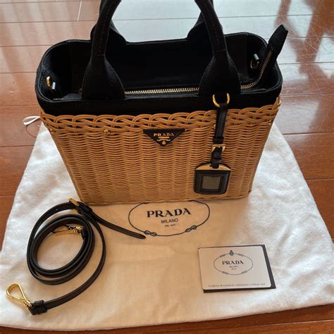 38％割引【激安アウトレット】 プラダ バッグ カゴバッグ ショルダーバッグ Prada 新品 日本未入荷 クラッチバッグ バッグ Ota