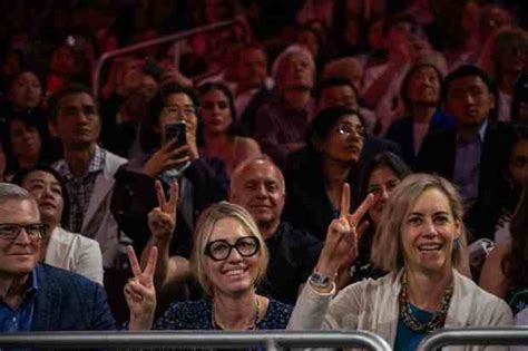Usc Valedictorian Gets Cheers Standing Ovation During Commencement