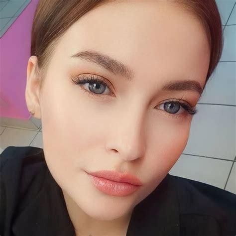 Мельникова Екатерина Katrinamml • Threads Say More