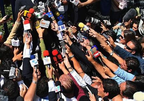 When Youre The News Top 10 Tips For Talking With Media Strategic