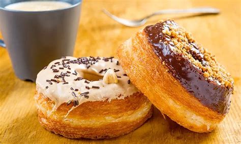 4 X Gourmet Filled Cronuts Or 2 X Double Thick Cronut Milkshakes With