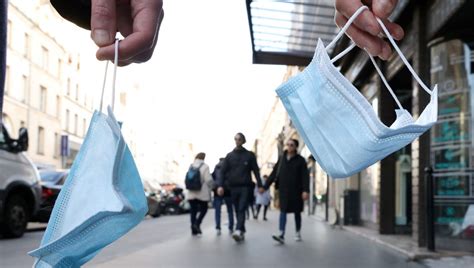 Paris Fin Du Port Du Masque Obligatoire En Extérieur Ici